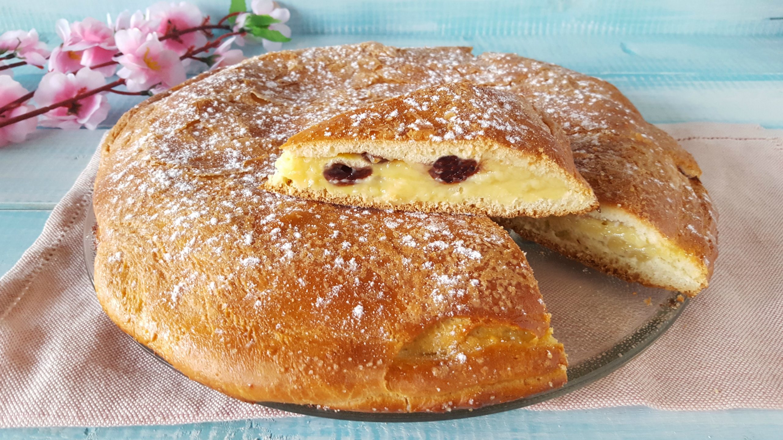 Polacca aversana soffice brioche crema e amarene - IL MONDO DI ADRY