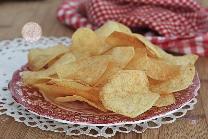 CHIPS DI PATATE CROCCANTI come in busta ricetta facile