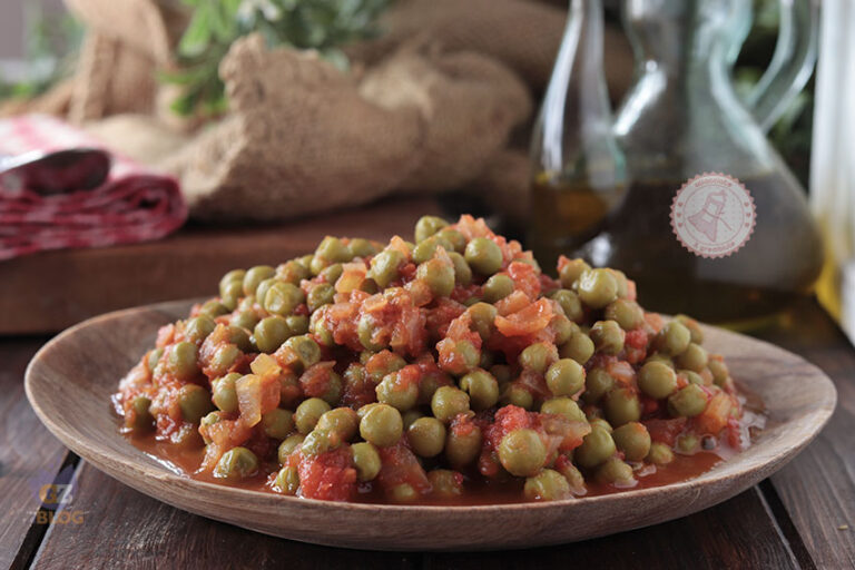 PISELLI IN UMIDO ricetta base e come farli