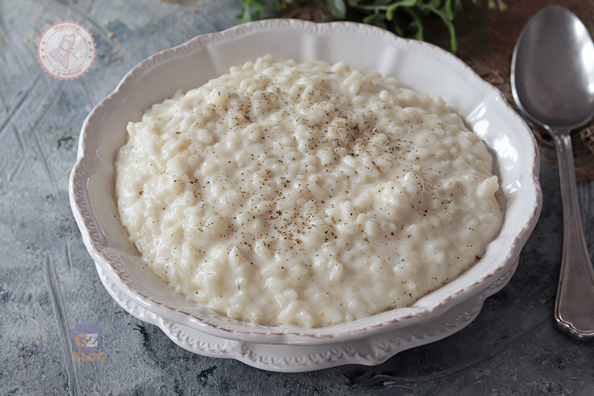 Minestra di riso e latte ricetta economica facile e veloce