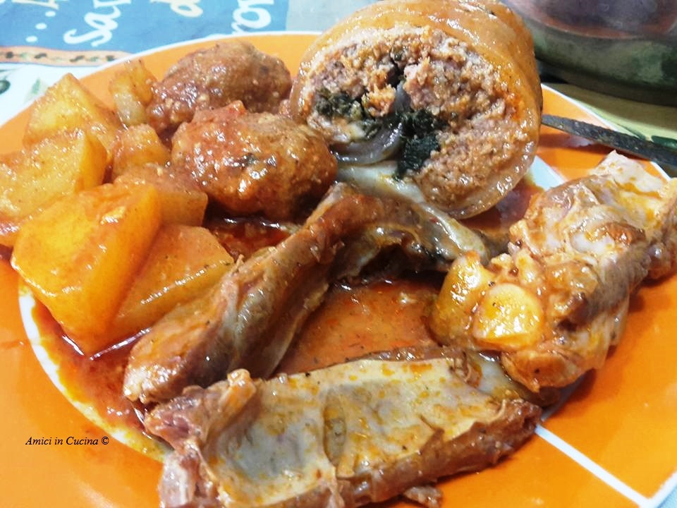 Rotolo di cotenna ripieno (bruciuluni ri cutini) - Angela D