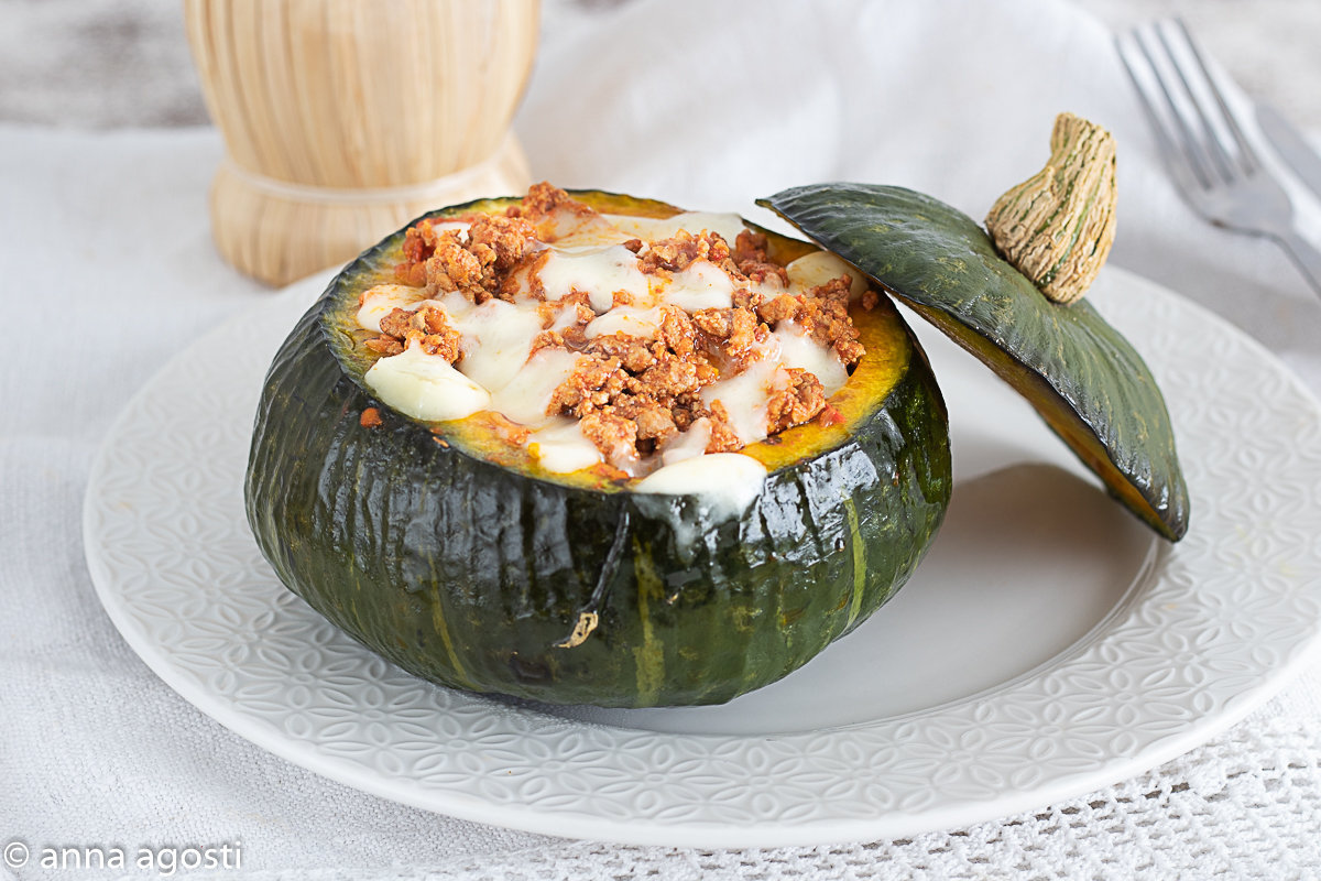 Zucca ripiena con ragù