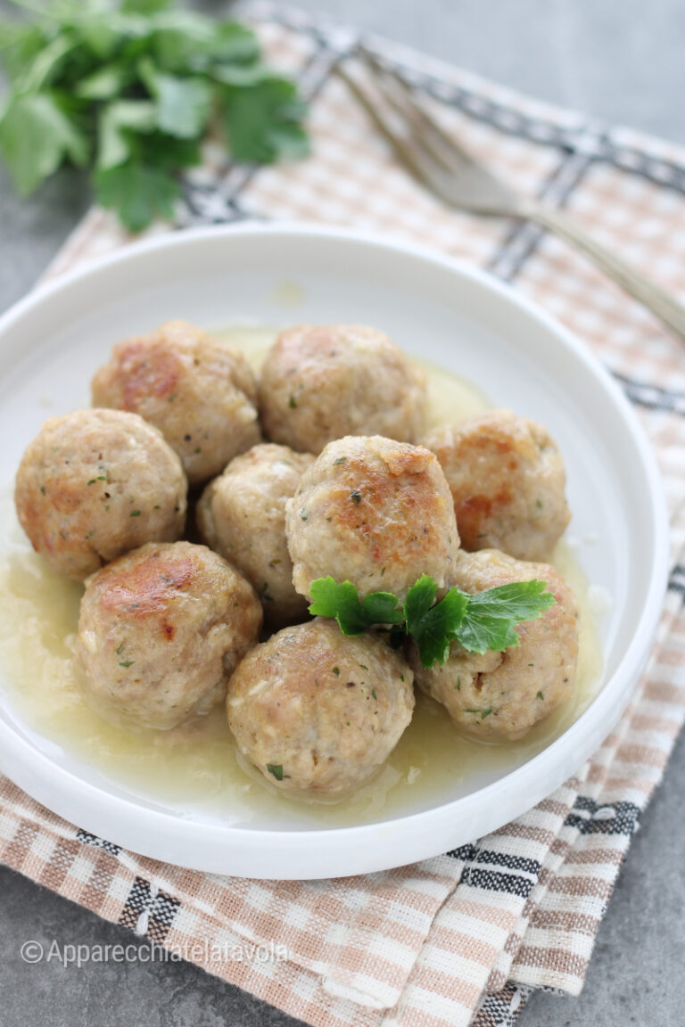 POLPETTE AL VINO BIANCO IN PADELLA - Ricetta veloce e facile