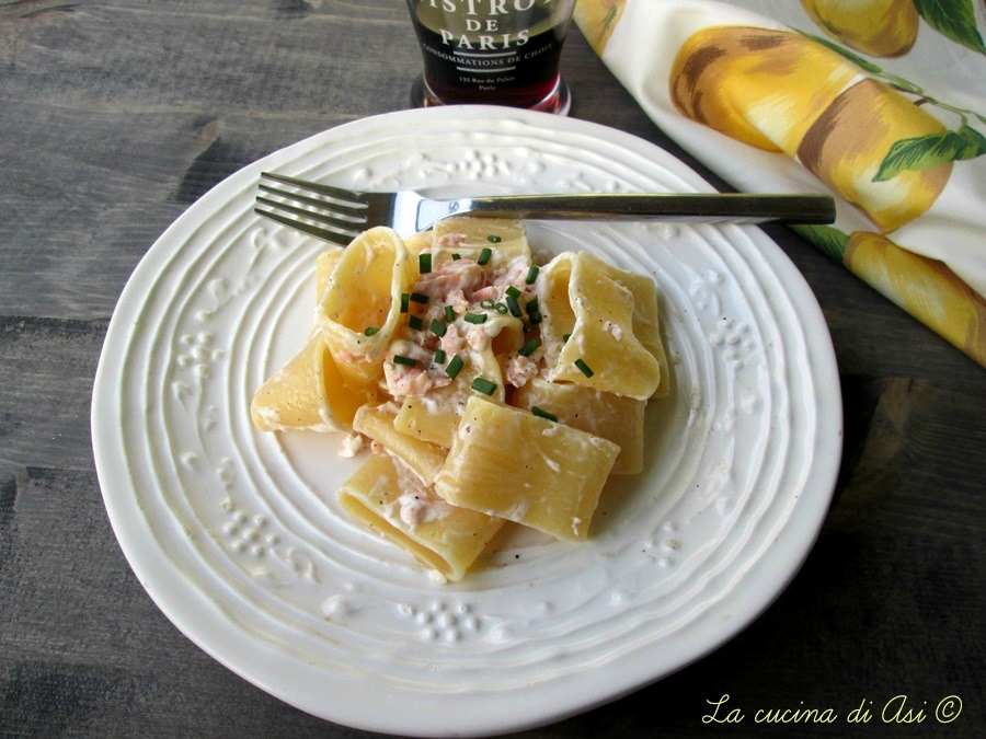pasta salmone e robiola ricetta primo piatto gustoso