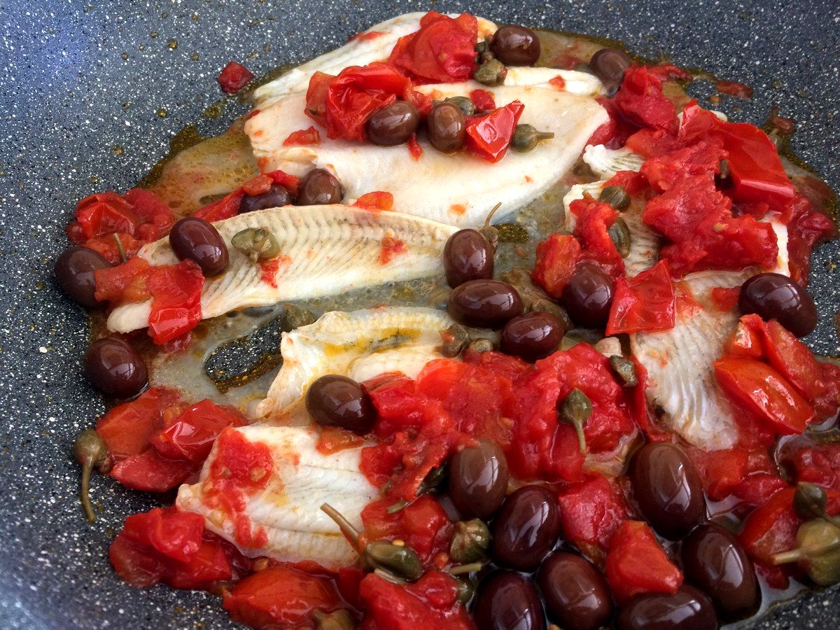 Sogliola alla Mediterranea, la delicatezza di un pesce nel piatto ...