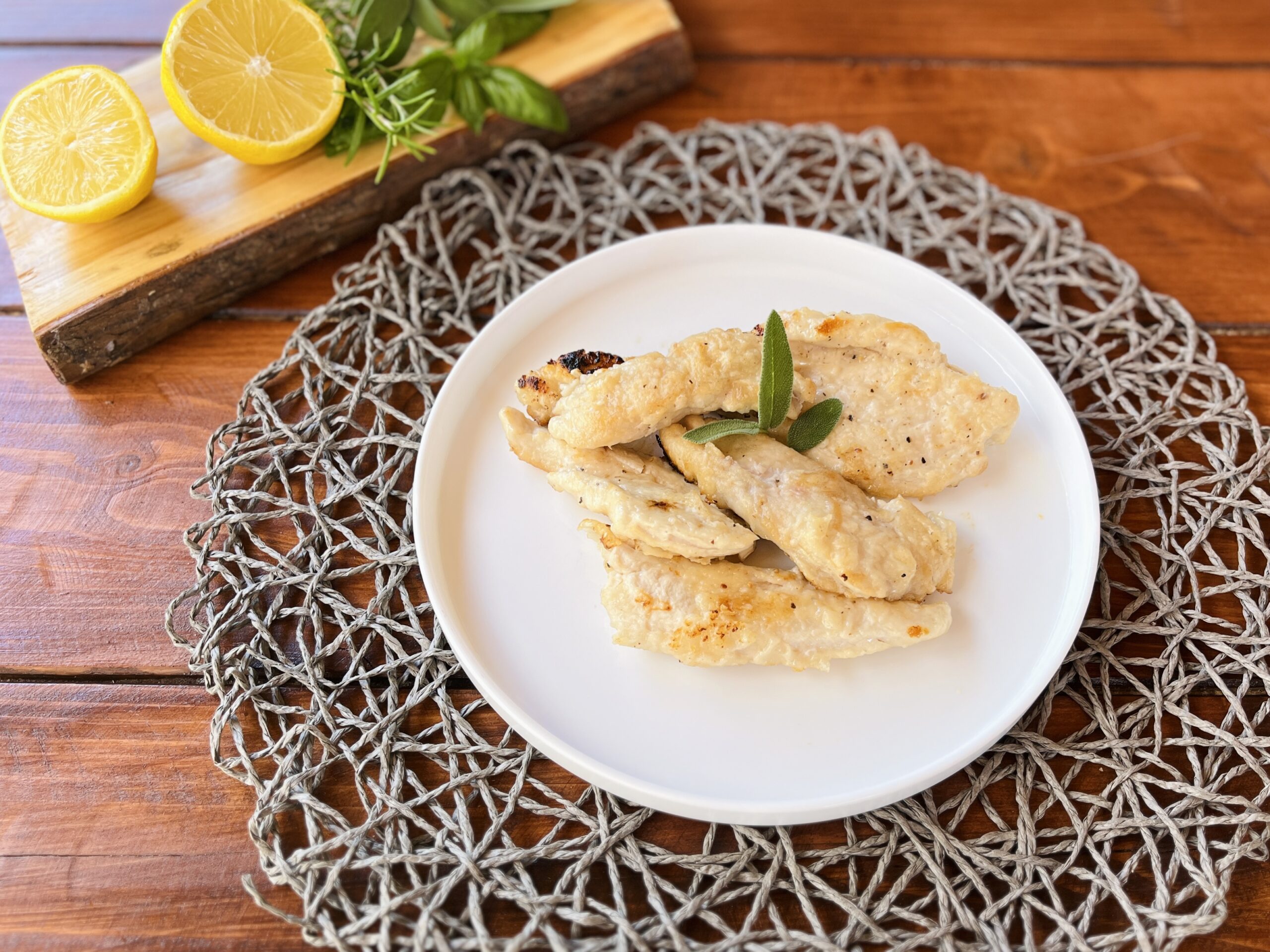 Scaloppine di pollo con salvia e limone - ClapFood