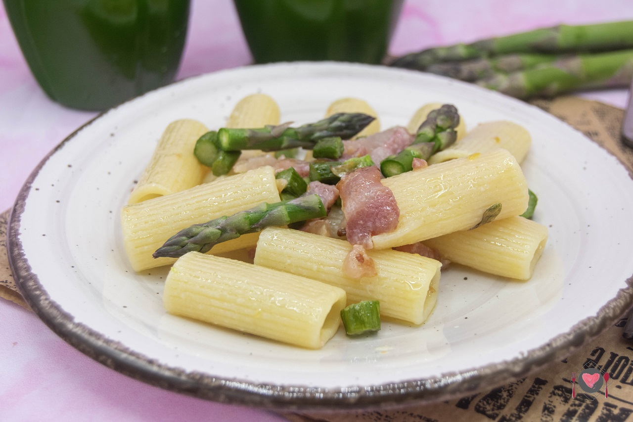 Pasta asparagi e guanciale ( pronta in 30 minuti ) - CucinaAlContrario