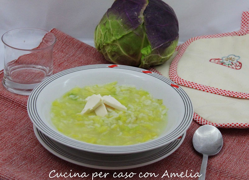 Minestra di riso con verza e patate | Cucina per caso con Amelia Minestra di riso con verza e patate | Cucina per caso con Amelia