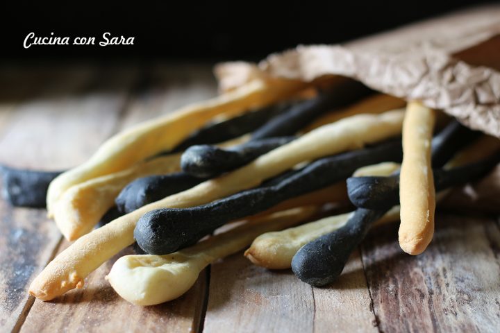 Crackers, grissini e taralli -RACCOLTA DI RICETTE INFALLIBILI