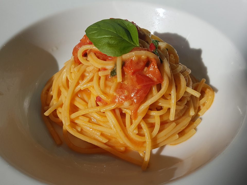 Pasta alla Vignarola di Simone - Cucina con Simone