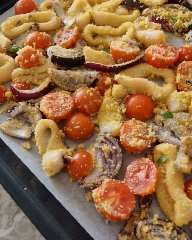 Calamari gratinati con pomodorini - CuciniAmo con Chicca