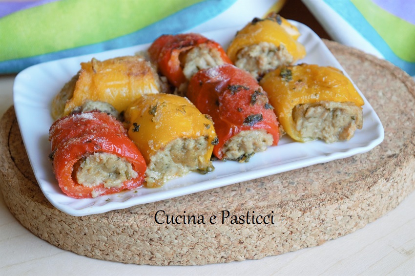 Involtini di peperoni ripieni gratinati Involtini di peperoni ripieni ...