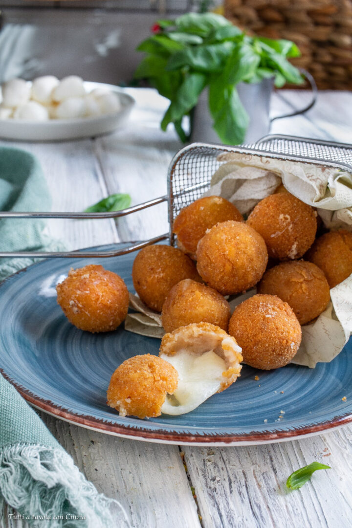MOZZARELLINE FRITTE che restano intere quando le friggi