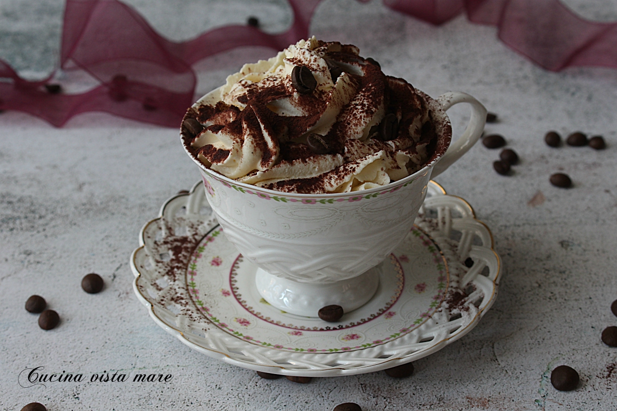 Crema tiramisù - Cucina vista mare