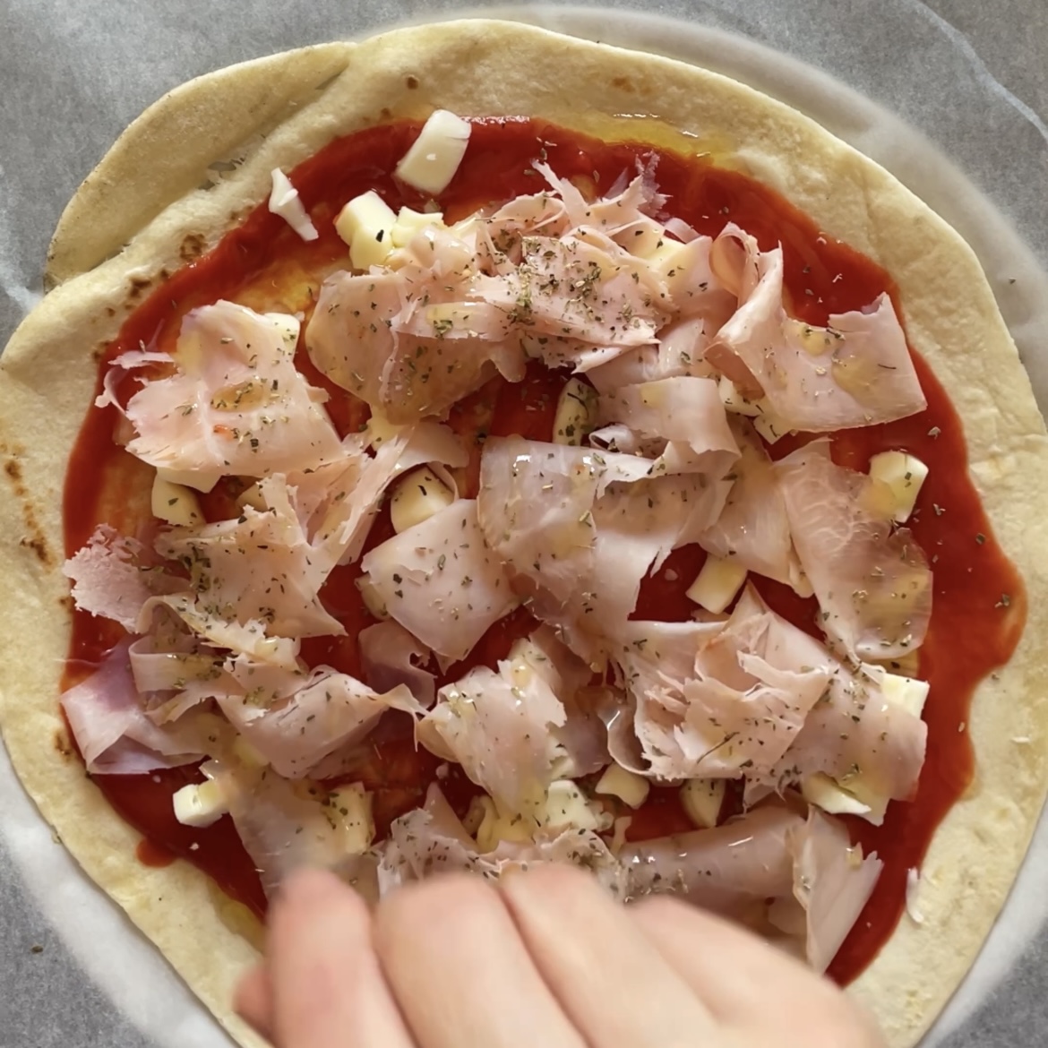 PIZZA CON PIADINA ricetta piadipizza piada pizza ricetta pizza veloce
