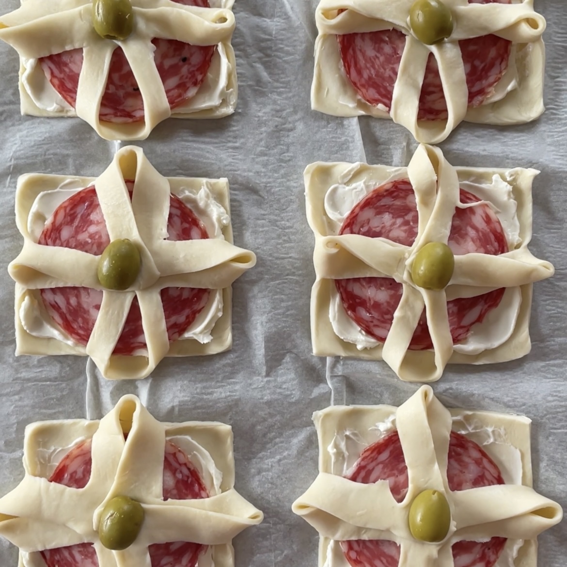 sfogliatine con salame ricetta sfogliatine salate con pasta sfoglia