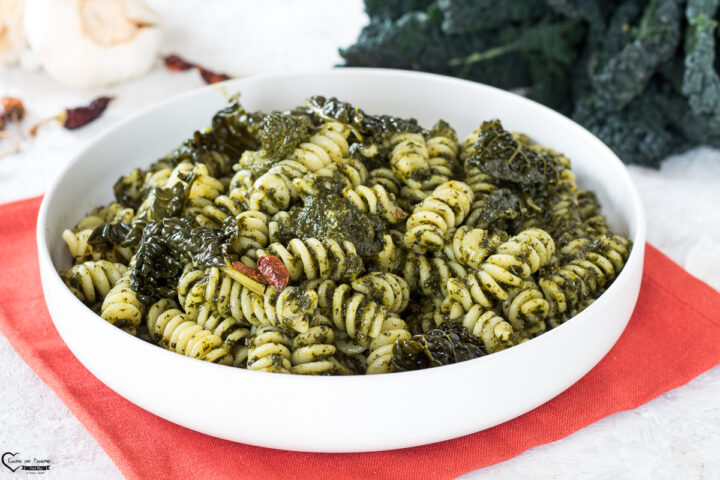 Pasta con cavolo nero ricetta spaghetti primo piatto facile e veloce