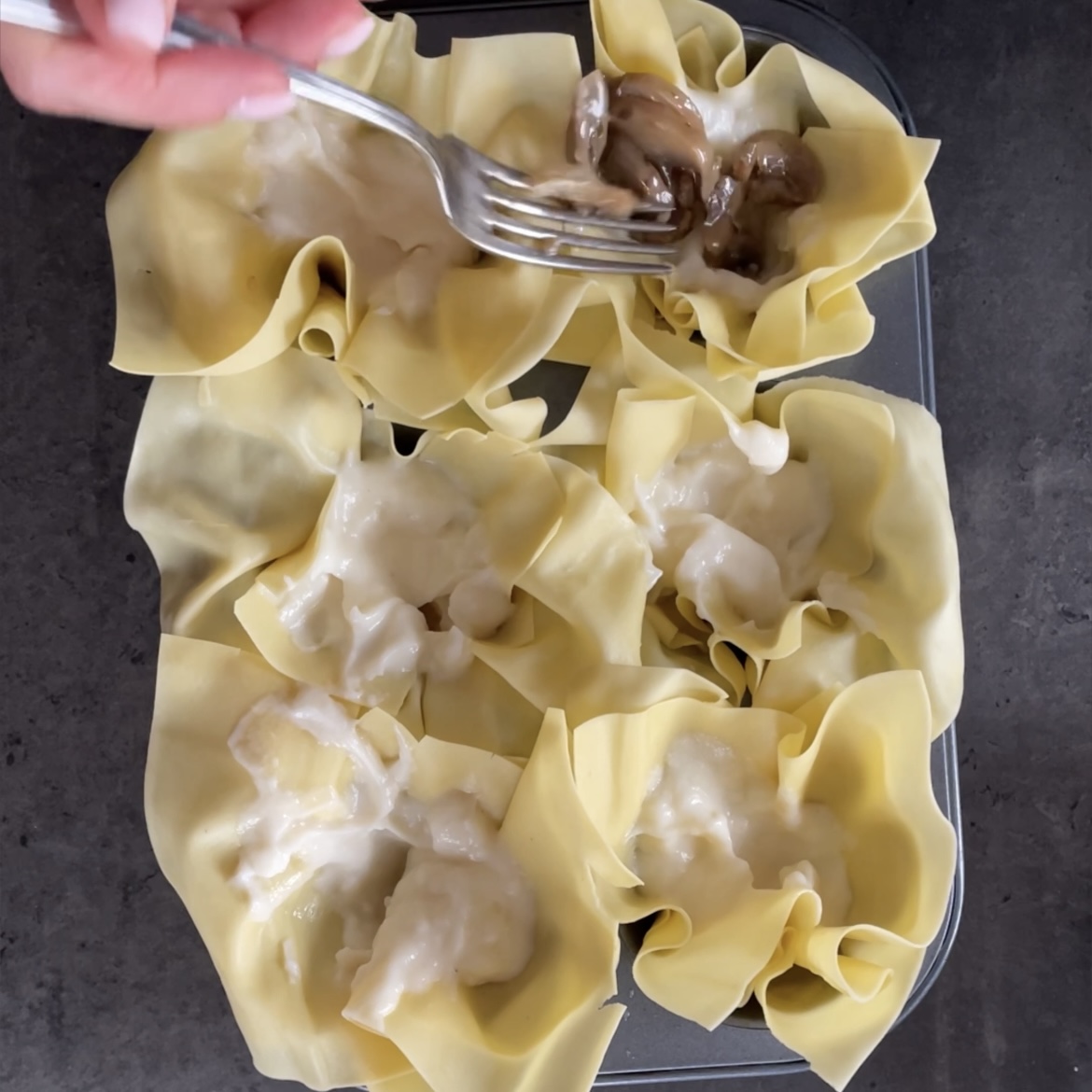 fagottini di pasta fresca ripieni al forno ricetta cucina italiana nonna