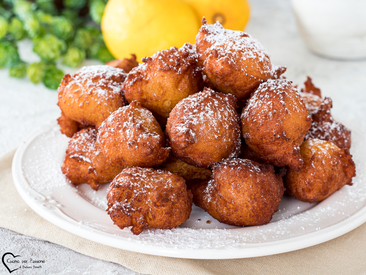 Frittelle alla ricotta e limone ricetta morbidissime dolce senza uvetta