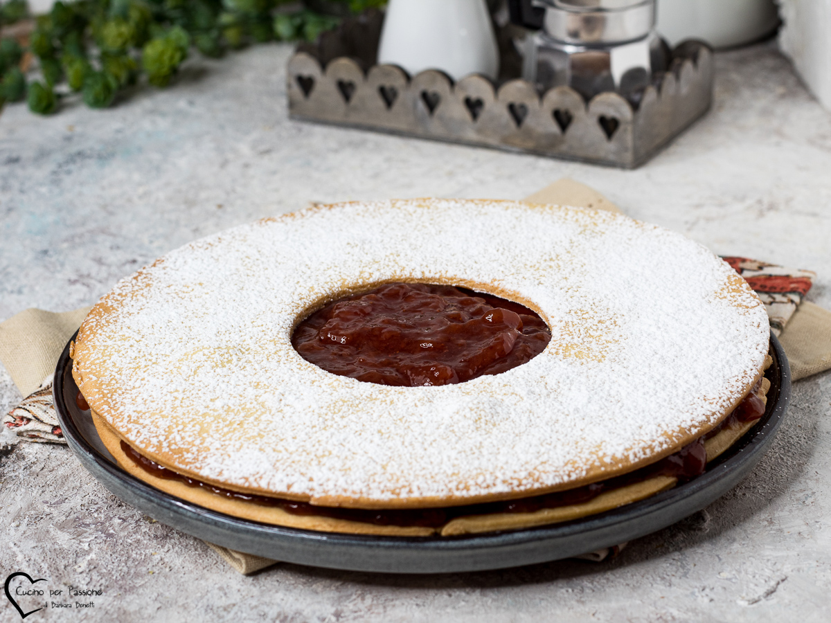 Crostata occhio di bue alla marmellata ricetta dolce pasta frolla facile