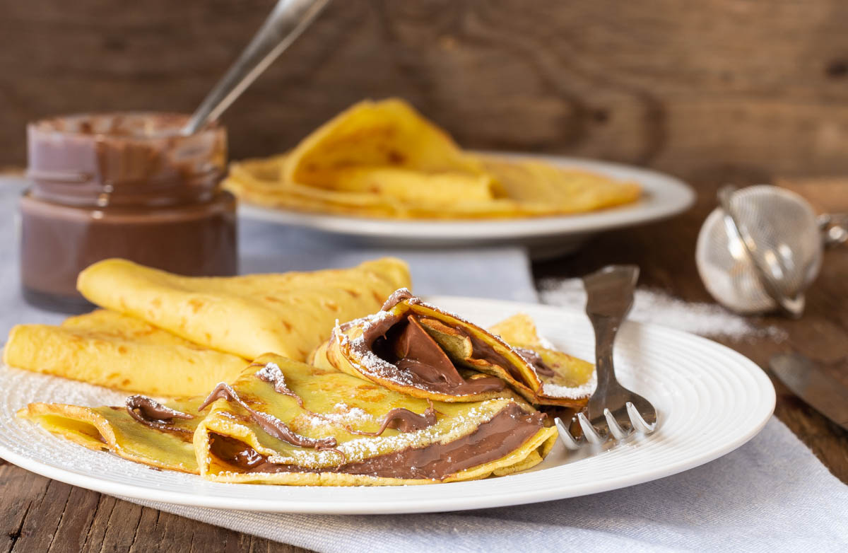 Crepes alla Nutella. La ricetta super golosa e facile.