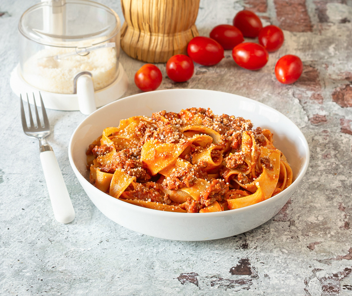 Pappardelle al ragù. Un grande classico facile e gustoso.