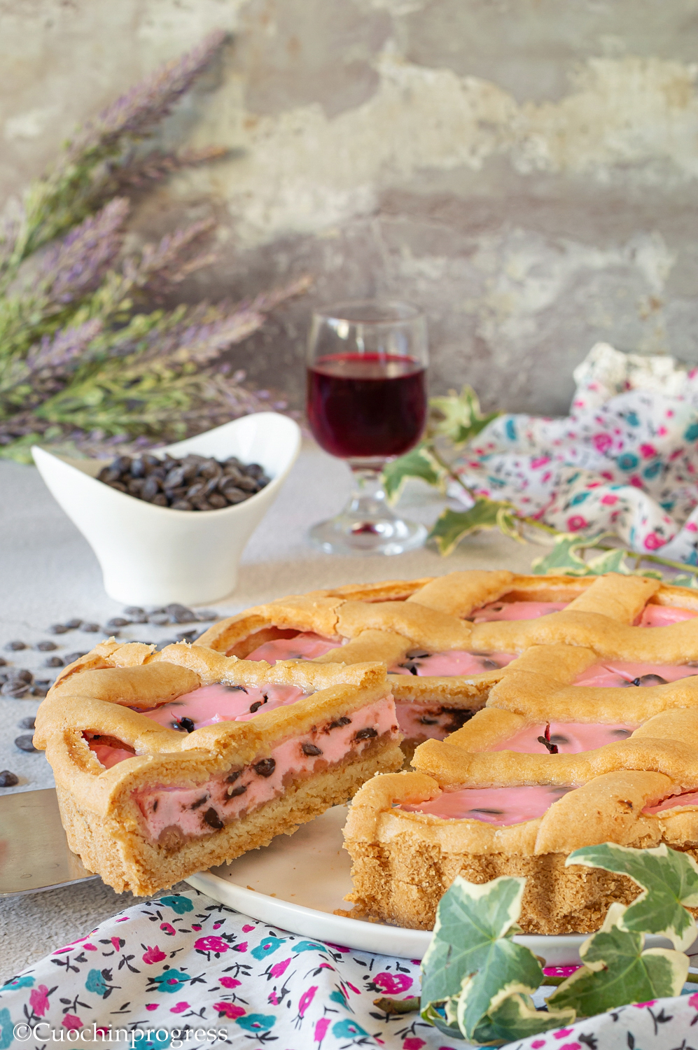 Crostata di ricotta e alchermes