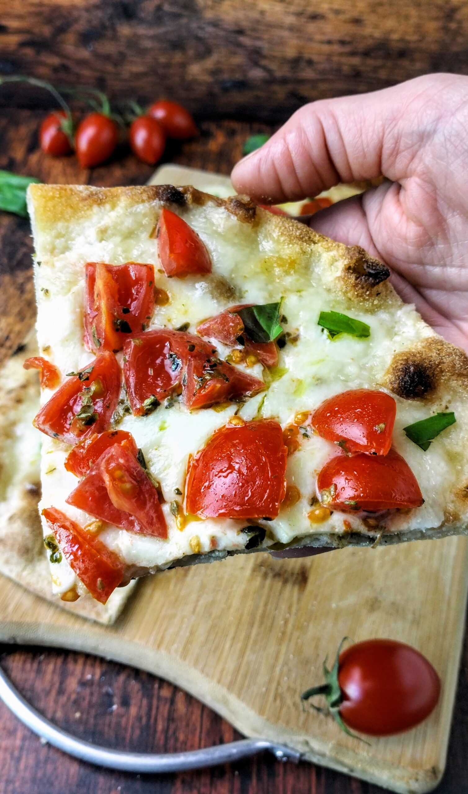 Pinsa Già Pronta con Pomodorini e Mozzarella