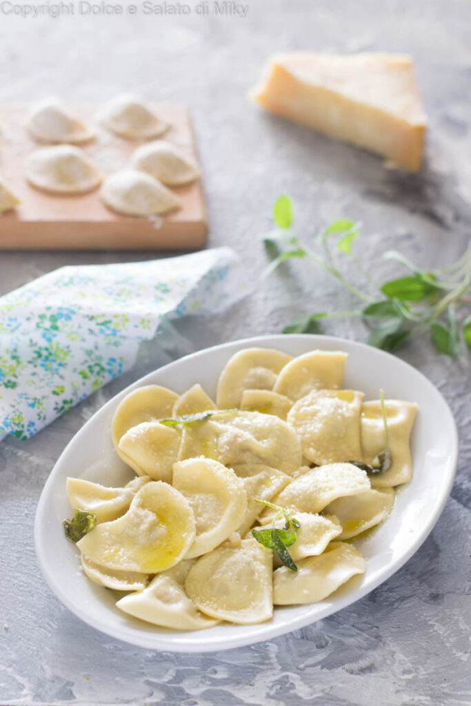 Casoncelli o casonsei, primo piatto tipico lombardo