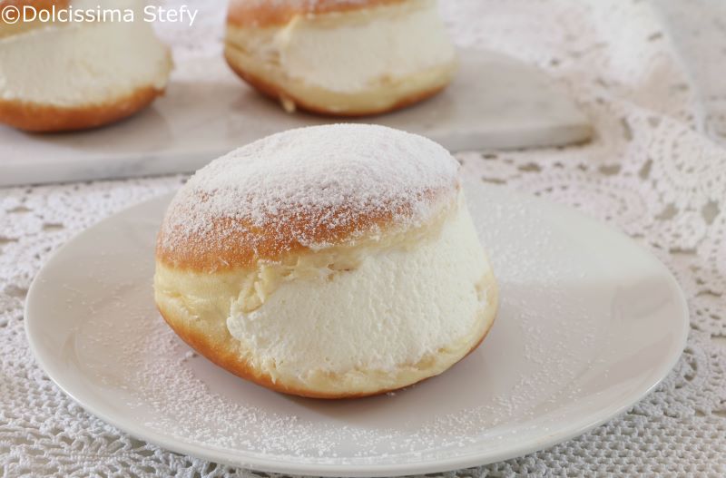 Bomboloni alla Panna - le ricette di Dolcissima Stefy