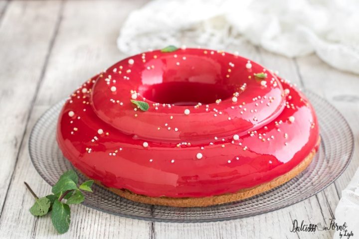 Glassa a specchio: ricetta della glassa al cioccolato lucida sempre ...