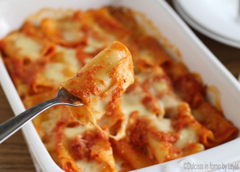 Ricetta PACCHERI AL FORNO, ricetta velocissima e gustosa