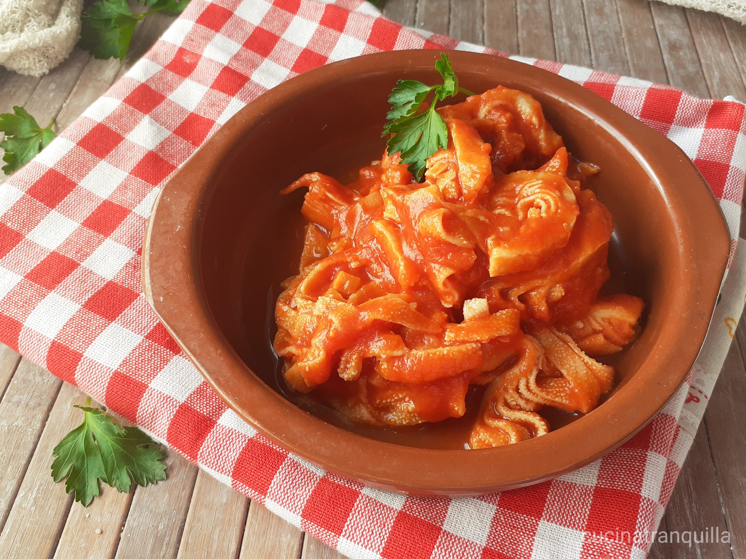 Trippa al sugo ricetta facile da fare - cucinatranquilla