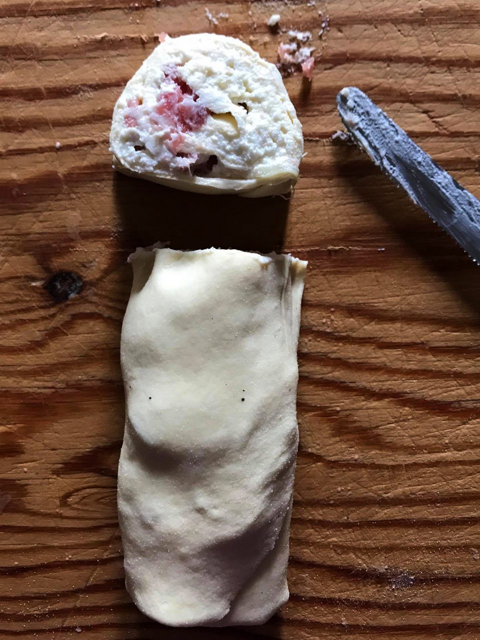 Ricetta: Tomasini di ricotta e salsiccia ragusani.