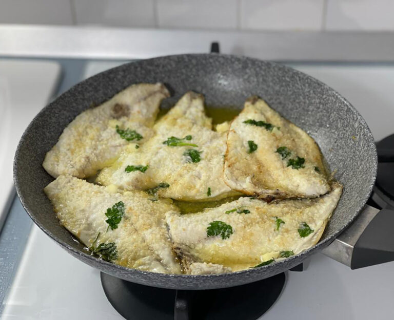 FILETTI DI ORATA GRATINATI, cottura light in padella