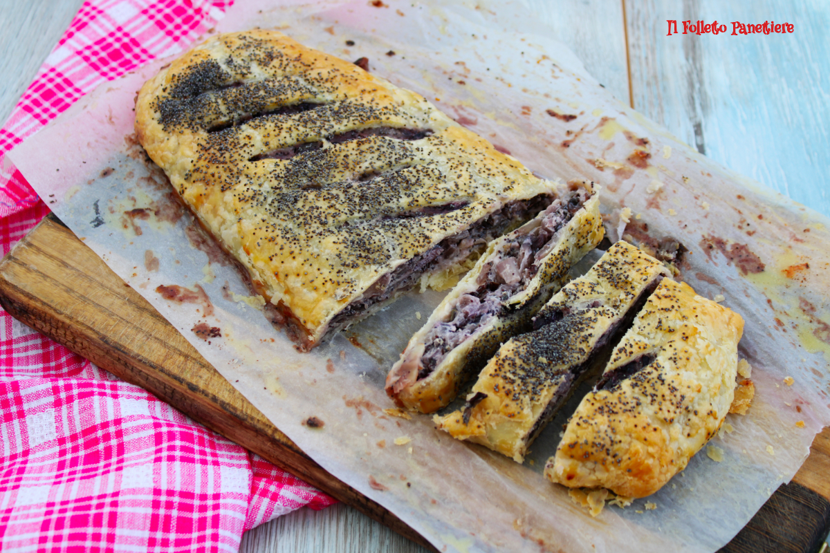 Strudel salato con radicchio, brie e semi di papavero