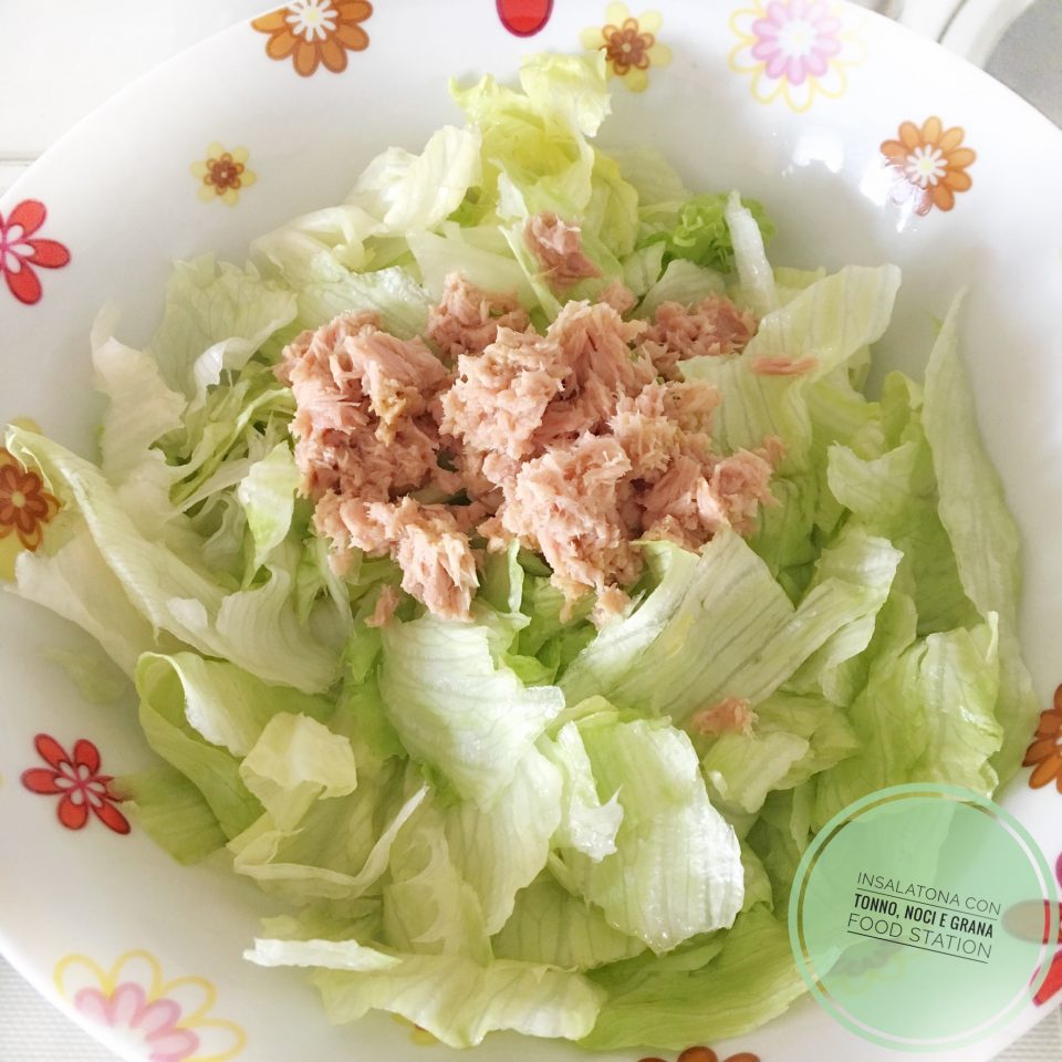 Insalatona con tonno, noci e grana - piatto unico - FOOD STATION