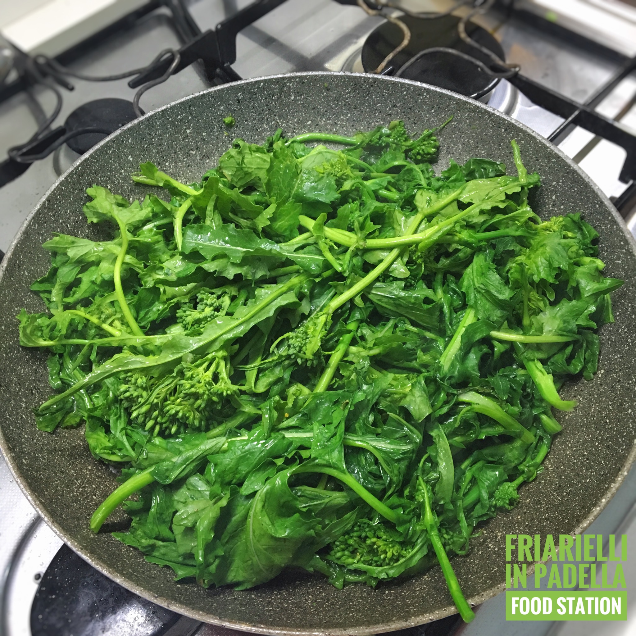 Friarielli in padella - ricette contorni - FOOD STATION