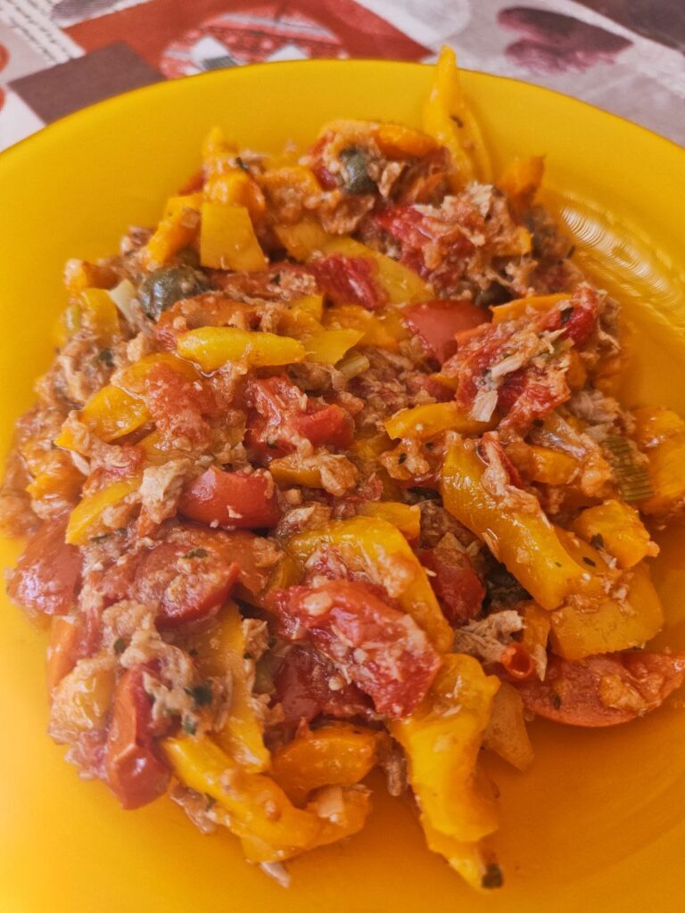 Peperoni al tonno con i capperi - Blog di franpasefora