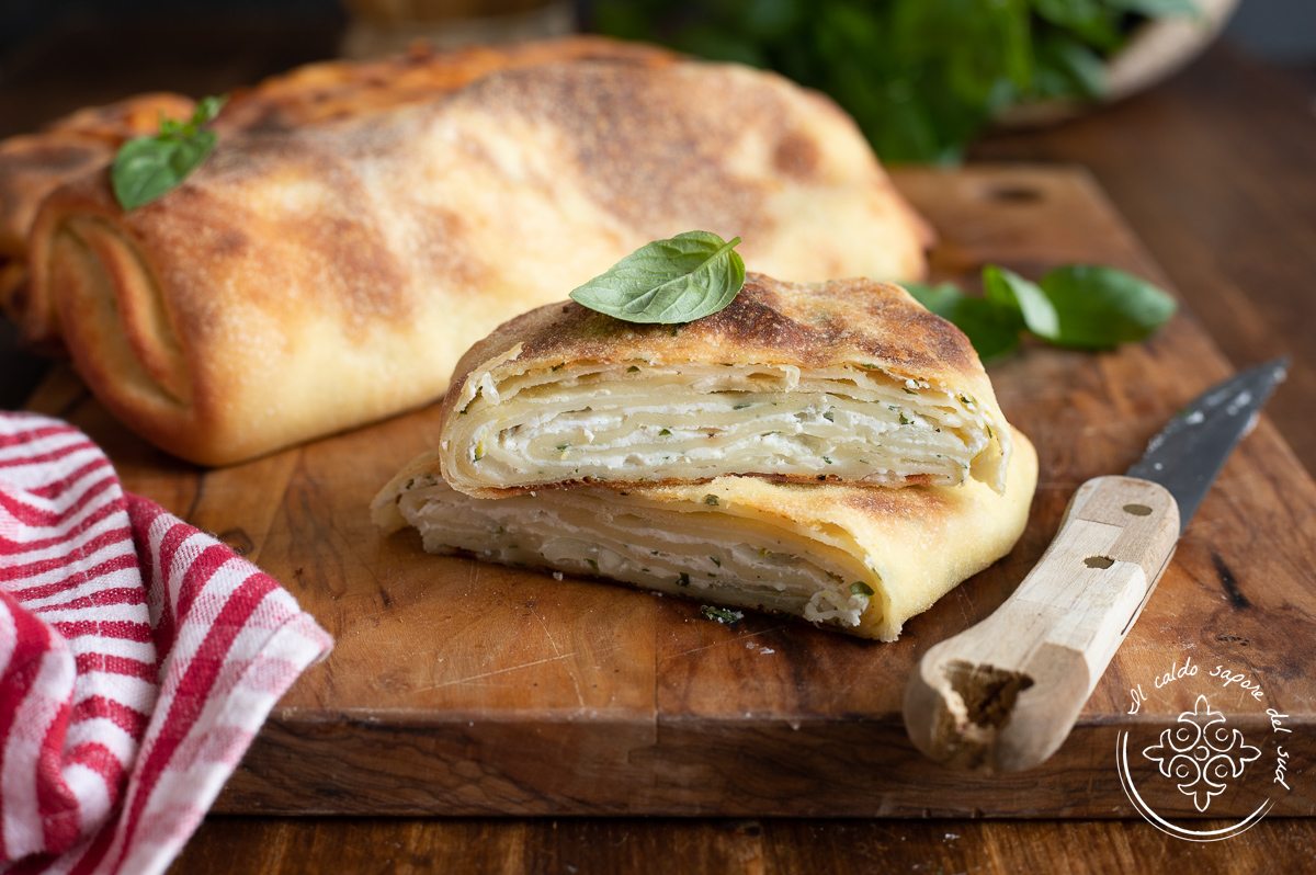 Scaccia ragusana con ricotta e prezzemolo - Blog di Il caldo sapore del sud