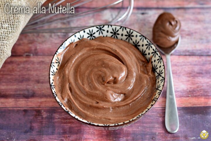 Crema alla Nutella per farcire torte: la fai in 10 minuti senza cottura!