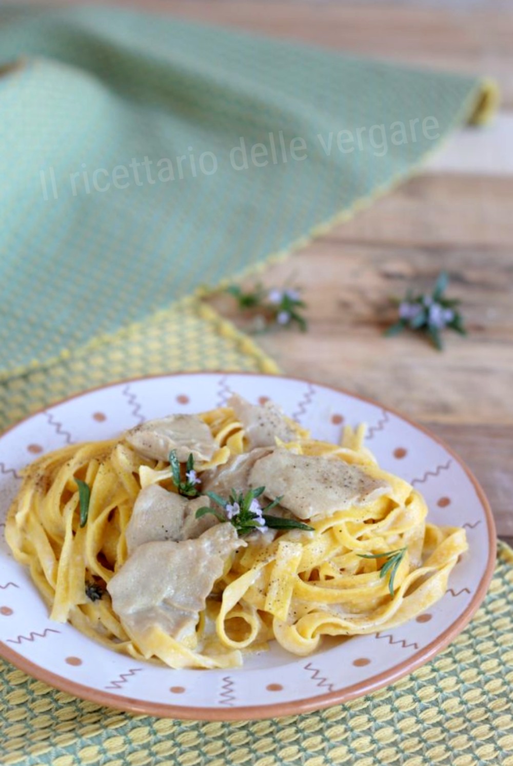 Tagliatelle con la porchetta - Il ricettario delle vergare