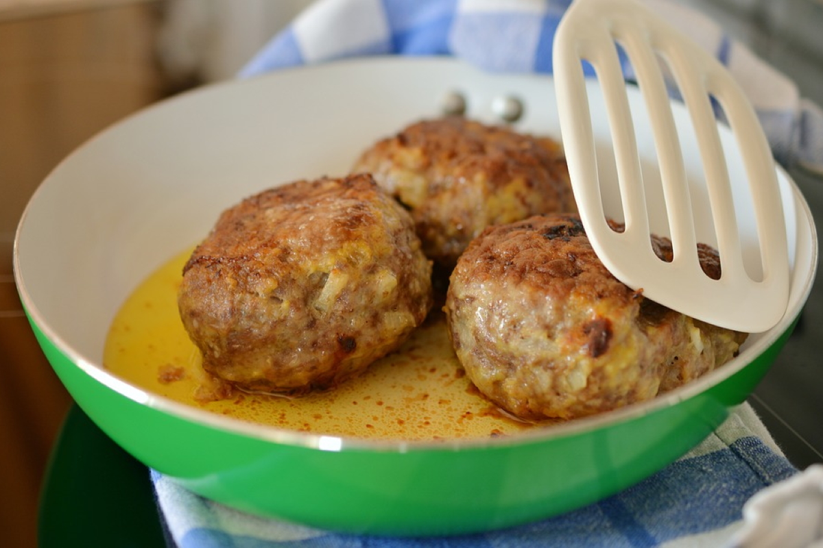 Polpettine di Pollo Macinato al Sugo con Ceci - In cucina con Patty