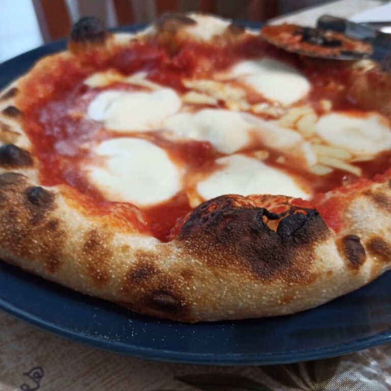 Impasto per pizza a lunga lievitazione - In cucina con Peppa