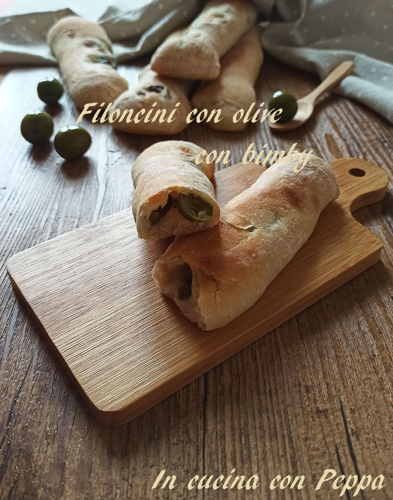 Filoncini di pane con olive bimby - In cucina con Peppa