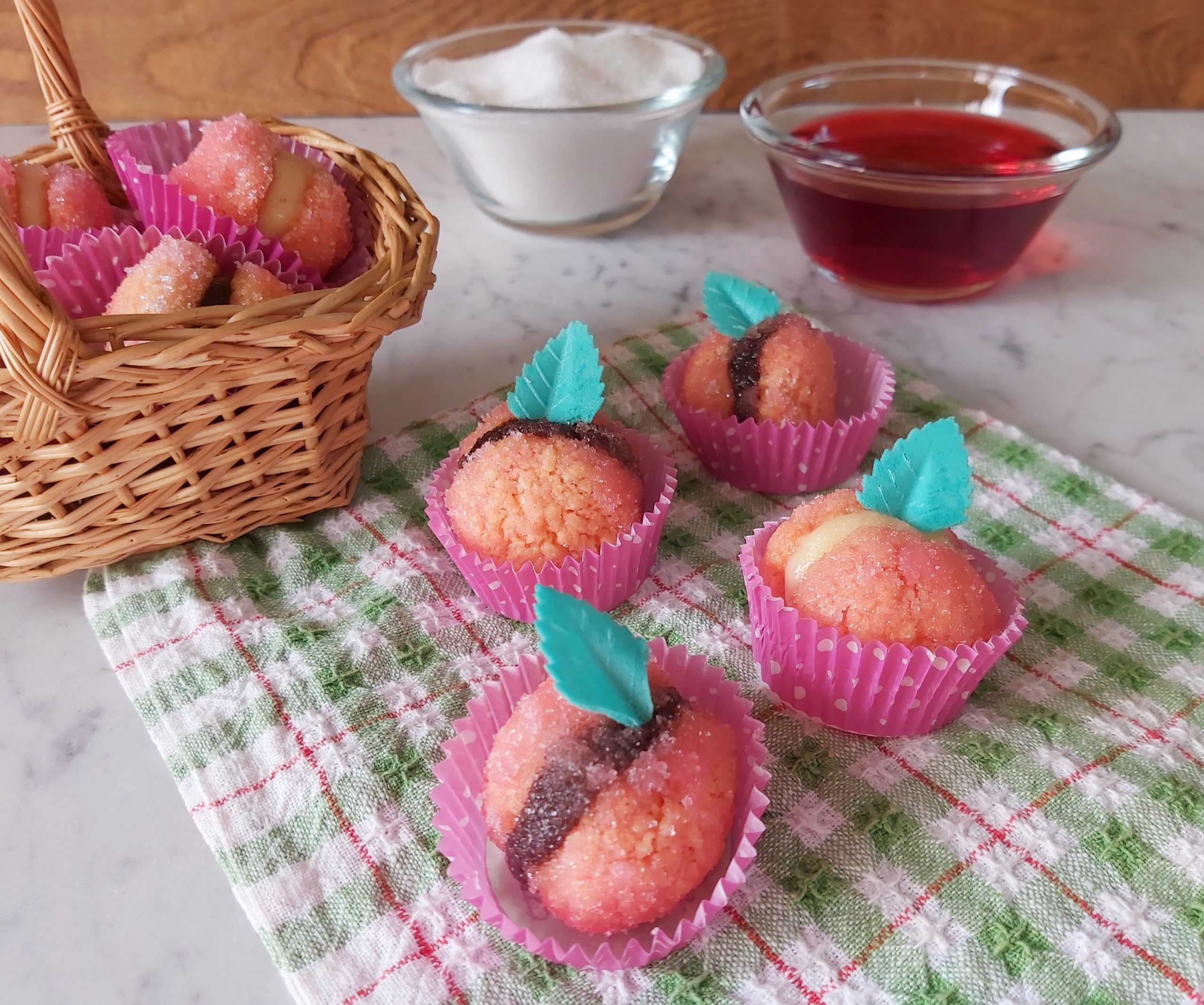 PESCHE FINTE ALL'ALCHERMES - lacucinadiramona