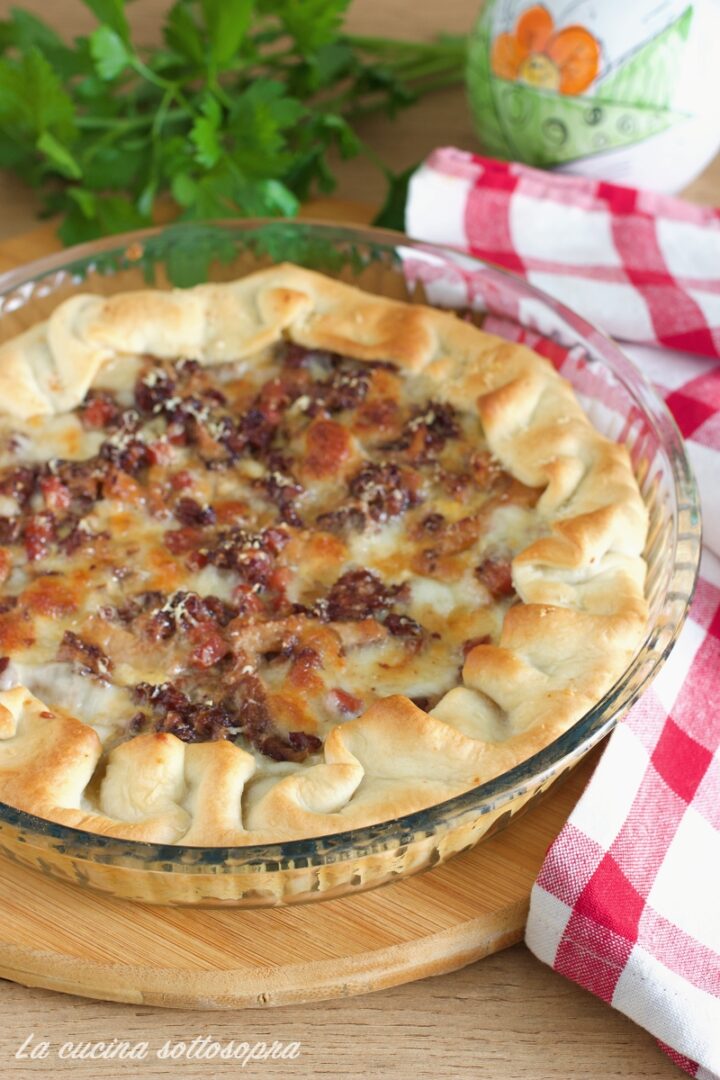 Torta salata salsiccia e funghi - la ricetta golosa dai sapori autunnali