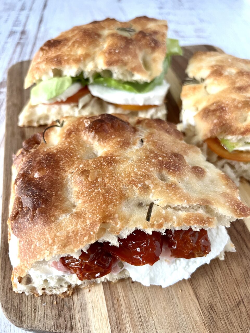 Focaccia con le bolle croccante fuori e morbida dentro - Blog di ...