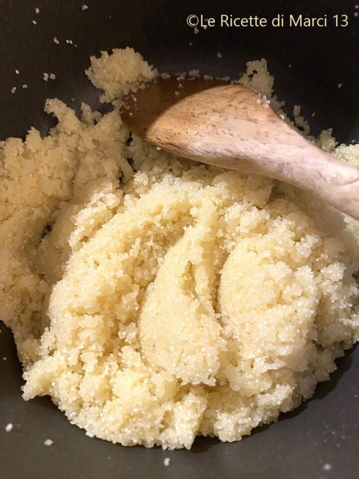 Migliaccio napoletano salato. Torta rustica di Carnevale, facile e ...