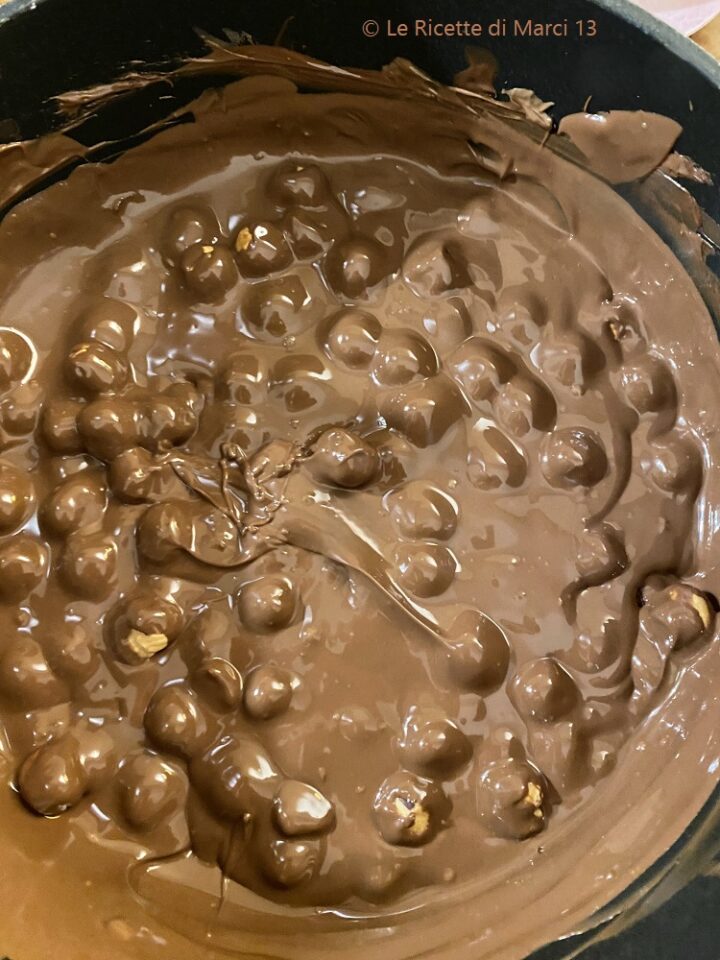 Torrone morbido napoletano alla nutella. Ricetta imperdibile - Le ...